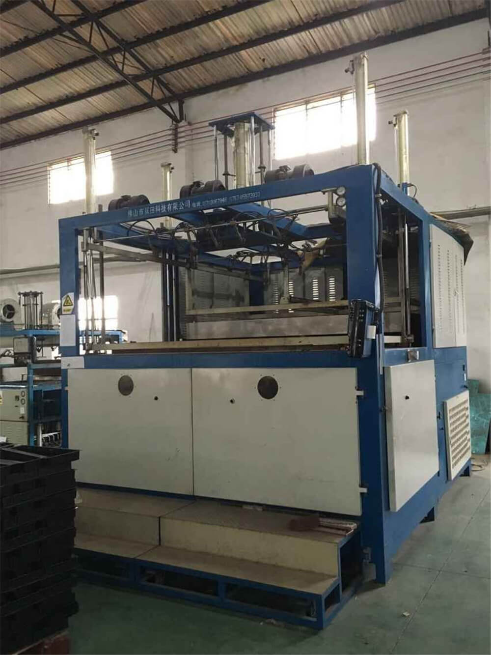 Large Big ABS Acrylic PC Thick Sheet Vacuum Forming Therforming Machine ...