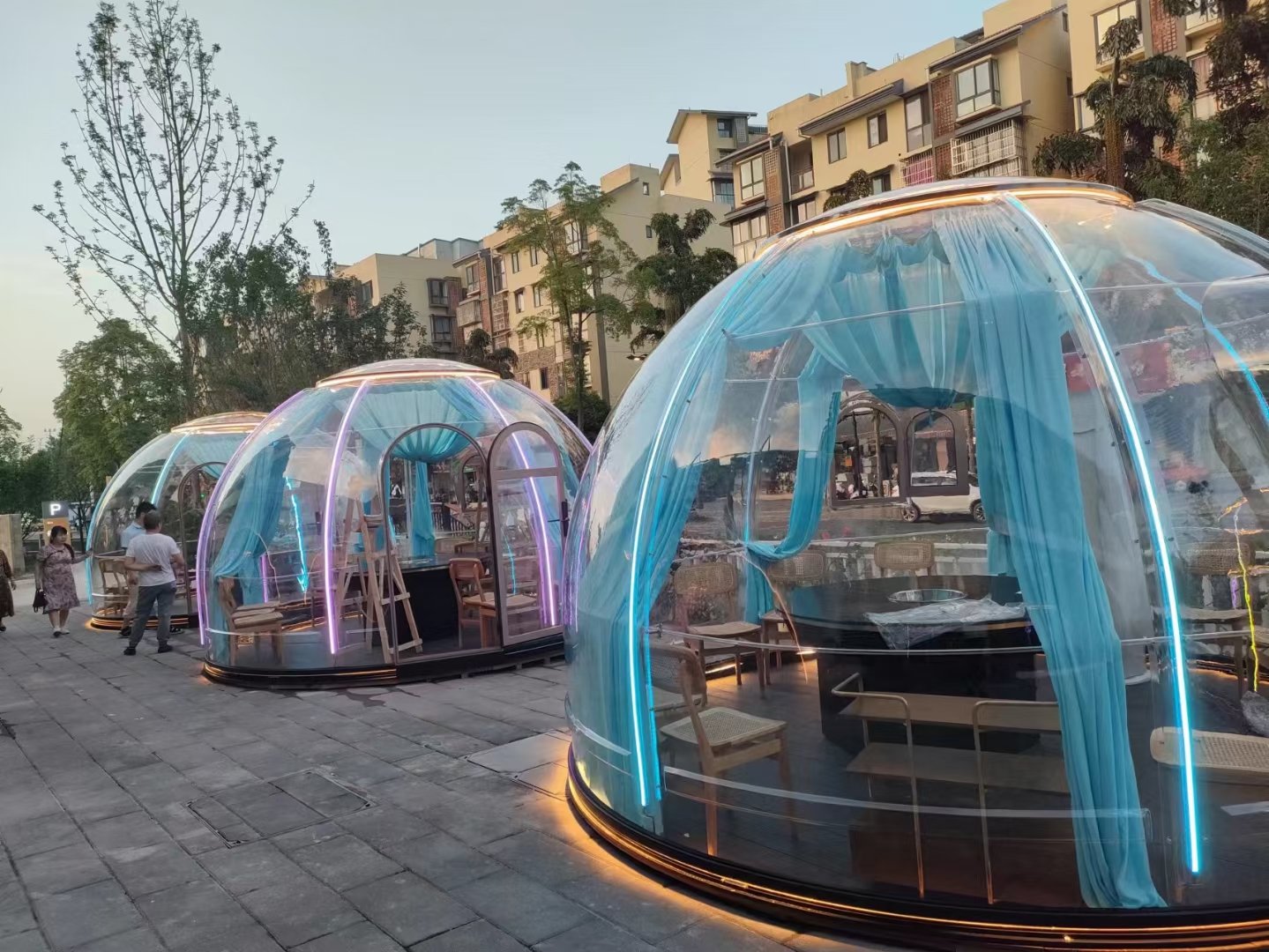 Clear PC Dome House In Chengdu City Site - Shuangtec | Vacuum Forming ...